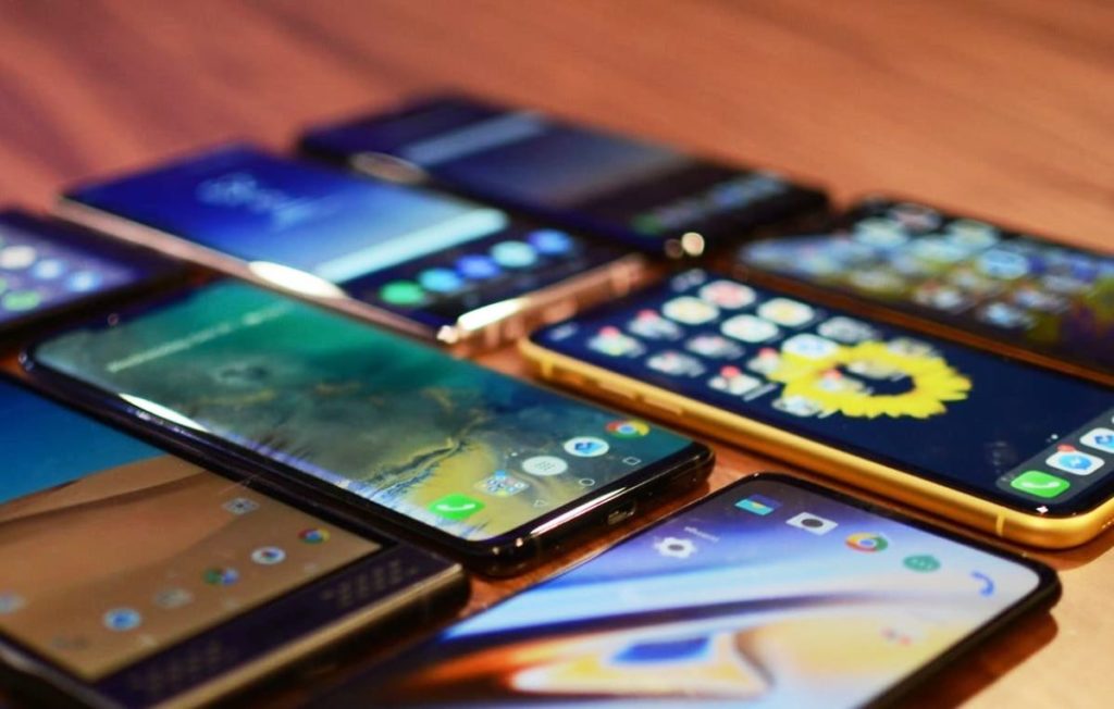 Pakistan Assembled Mobile Phones 8% Costlier Than China