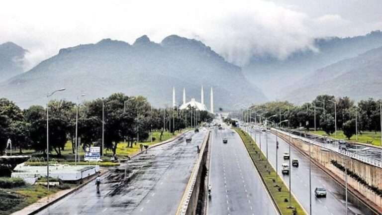 Cold Wave Grips Pakistan as Skardu Drops to –11°C