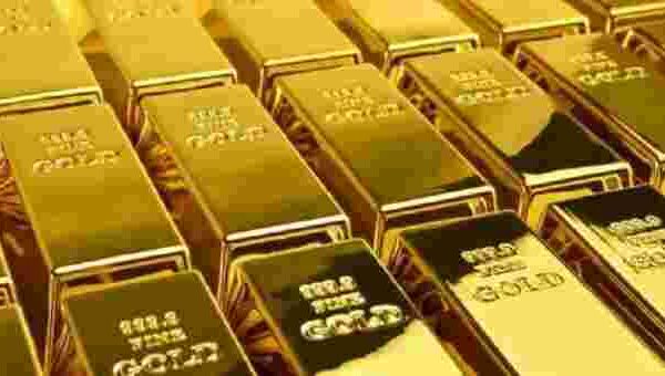 Pakistan Gold Prices Fall Rs15,500 Per Tola